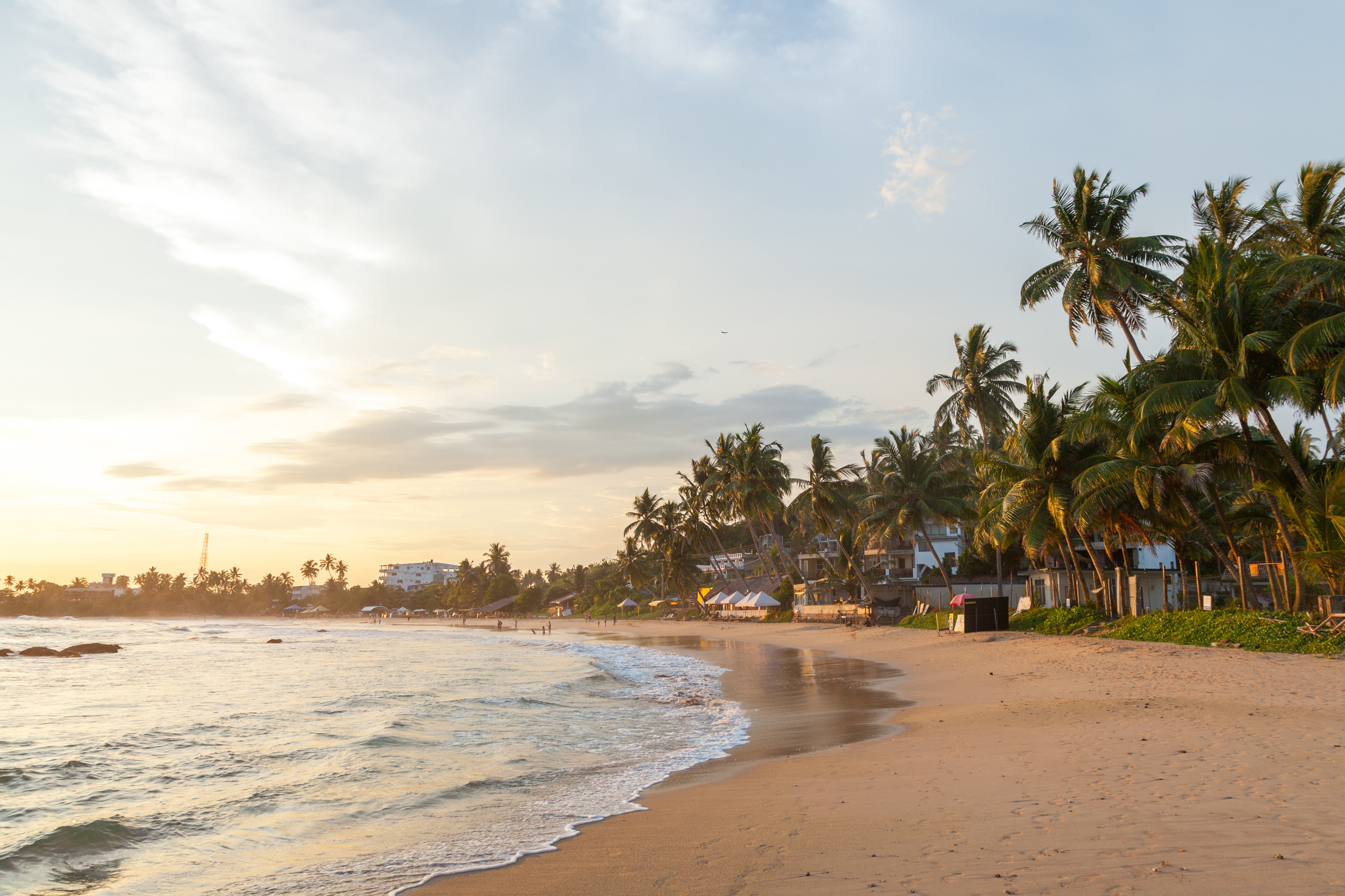 Best Beaches in Colombo & West Coast Sri Lanka | SNO